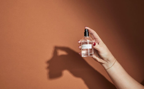 How to Layer Fragrances: 3 Top Tips for Fragrance Layering - UpCircle ...